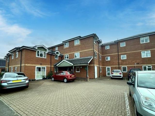 2 Bedroom Flat For Sale In The Causeway, Needham Market