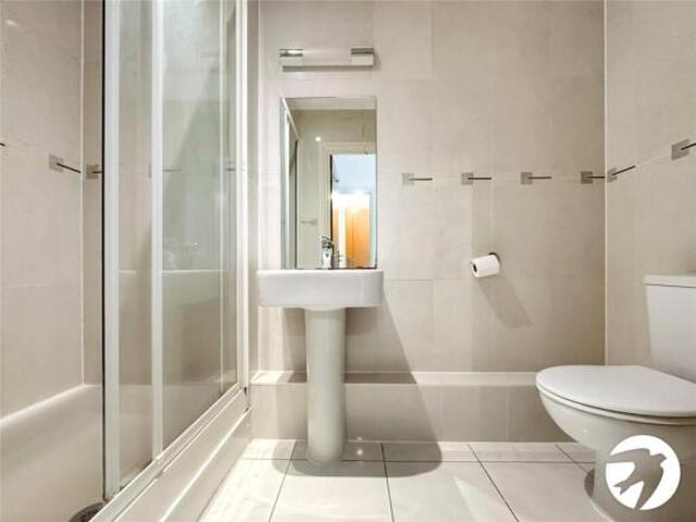 2 bedroom flat for sale in The Chimes, Bearsted, Maidstone, Kent, ME14