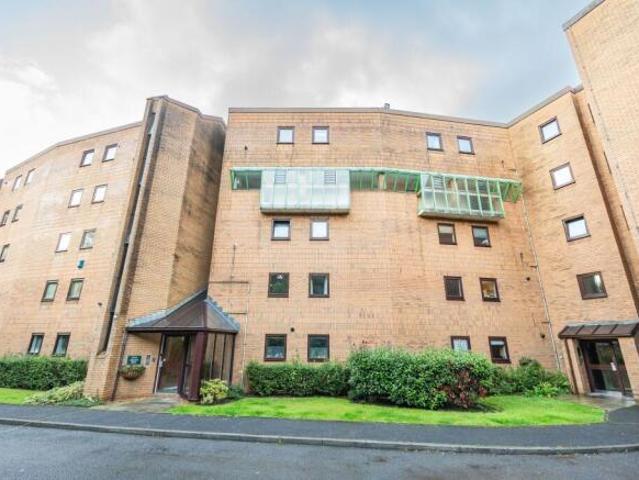 2 bedroom flat for sale in The Crescent, Llandaff, CF5