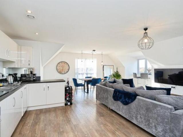 2 bedroom flat for sale in The Avenue, TUNBRIDGE WELLS, TN2