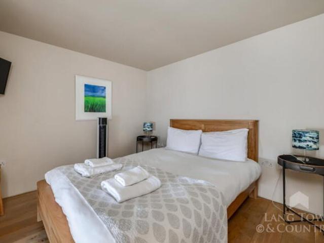 2 bedroom flat for sale in The Brewhouse, Royal William Yard, Stonehouse, PL1