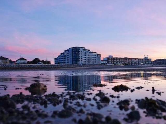 2 bedroom flat for sale in The Broadway Morecambe LA4