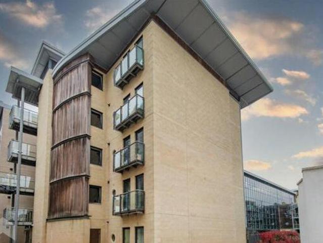 2 Bedroom Flat For Sale In The Hoe