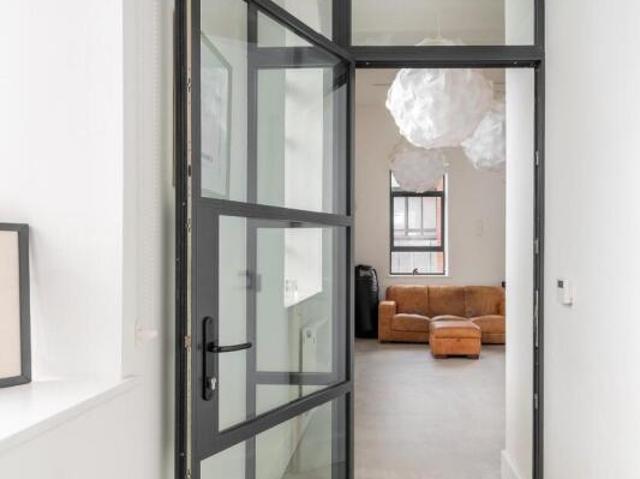 2 bedroom flat for sale in The Old Exchange, Clarence Road, Old Market, BS2