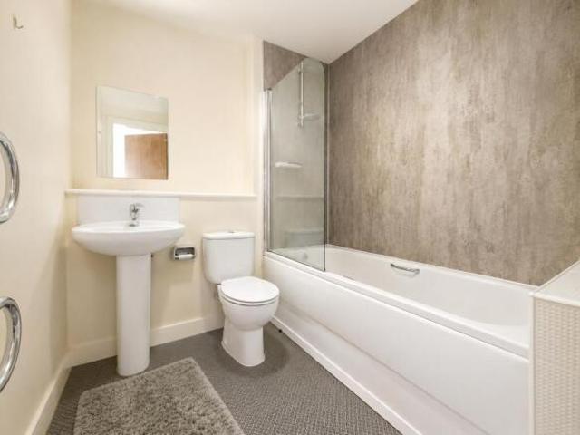 2 bedroom flat for sale in The Leadworks, Queens Road, Chester, CH1