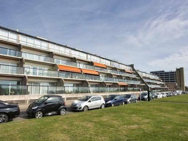 2 bedroom flat for sale in The Leas Folkestone CT20