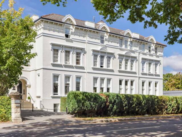 2 bedroom flat for sale in The Park, Cheltenham, GL50 2SG, GL50