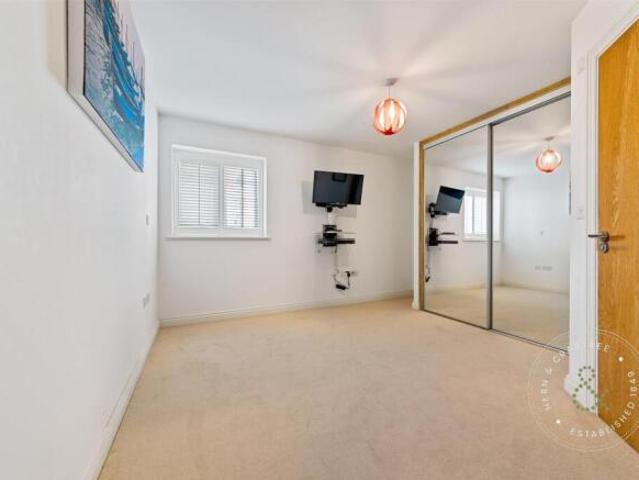2 bedroom flat for sale in The Retreat, The Chantry, Llandaff, Cardiff, CF5