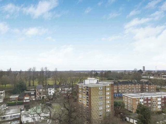 2 Bedroom Flat For Sale In The Waldrons