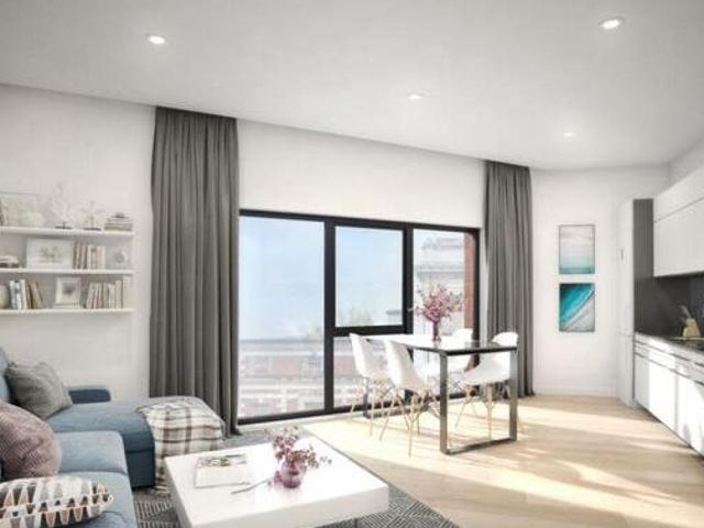 2 Bedroom Flat For Sale In The Wells Road