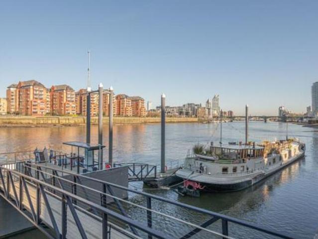 2 bedroom flat for sale in The Wharf Collection, Battersea, London, SW11