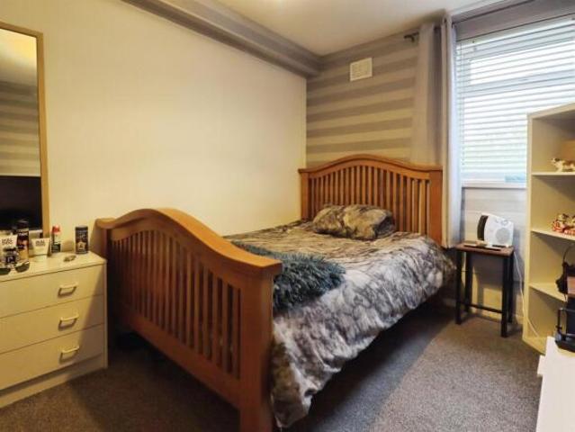 2 bedroom flat for sale in Tidenham Road, Cardiff, CF5