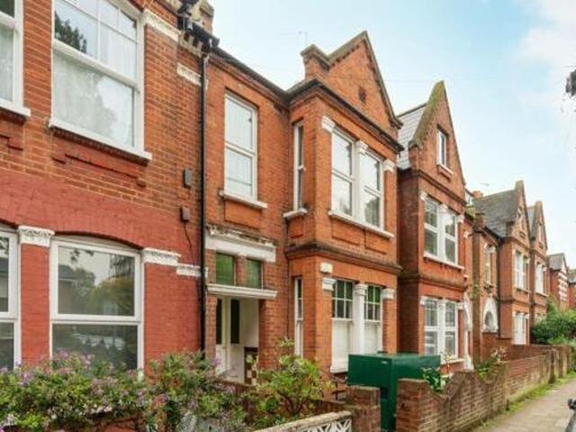 2 Bedroom Flat For Sale In Tooting Bec, London