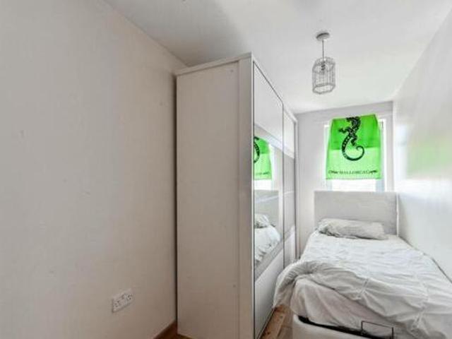 2 Bedroom Flat For Sale In Tottenham, London