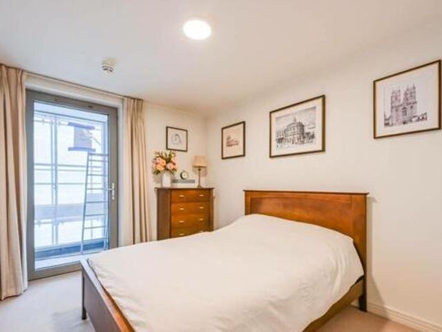 2 Bedroom Flat For Sale In Tottenham, London