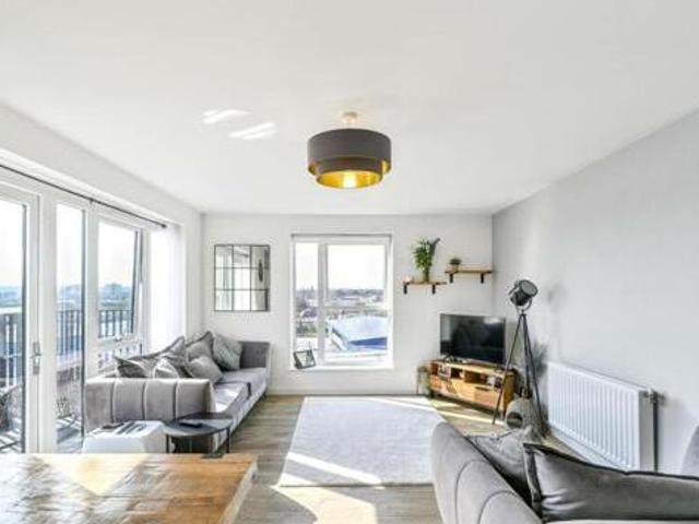 2 Bedroom Flat For Sale In Tottenham, London