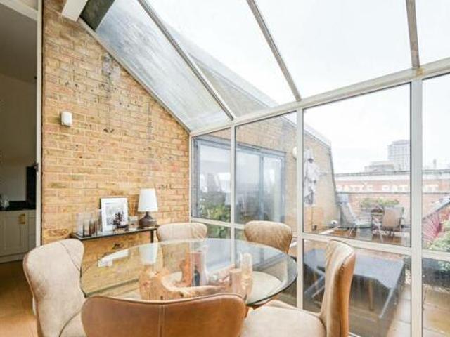 2 Bedroom Flat For Sale In Tower Hamlets, London