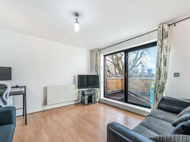 2 Bedroom Flat For Sale In Tower Hamlets, London