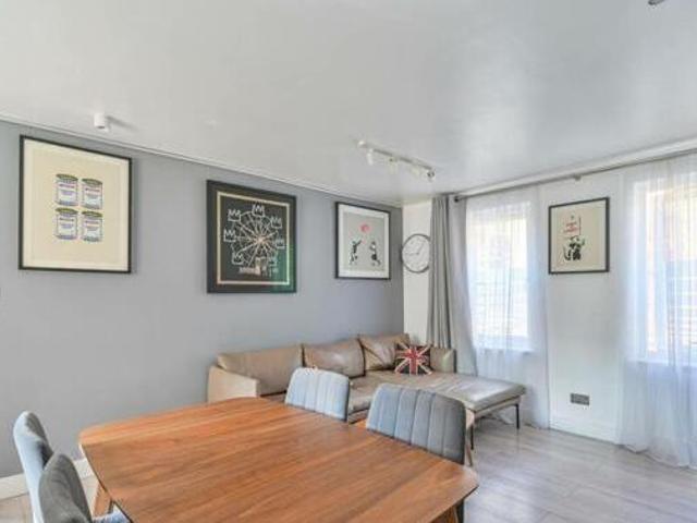 2 Bedroom Flat For Sale In Tower Hill, London