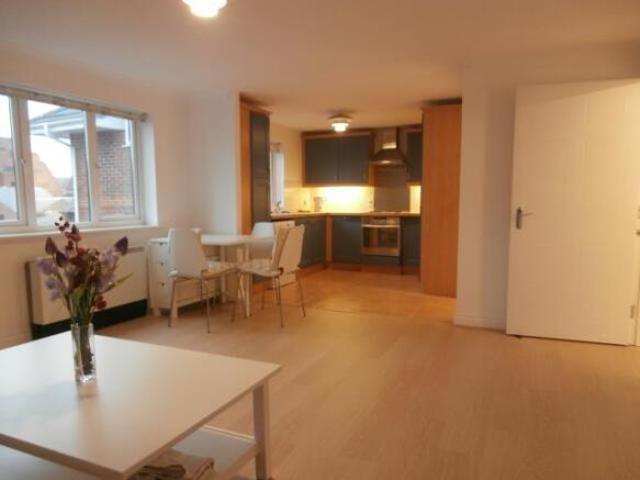 2 bedroom flat for sale in Town Centre, Berkshire, RG1