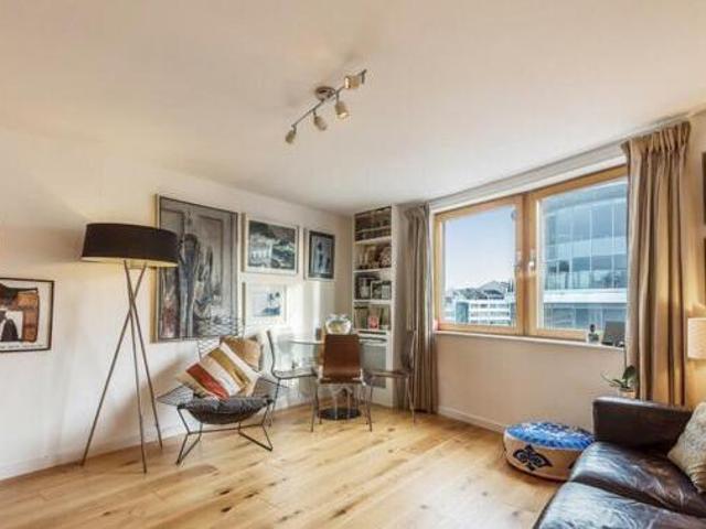 2 Bedroom Flat For Sale In Townmead Road