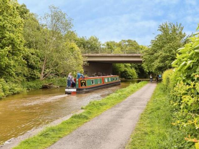 2 bedroom flat for sale in Troopers Close, Christleton, Chester, Cheshire, CH3