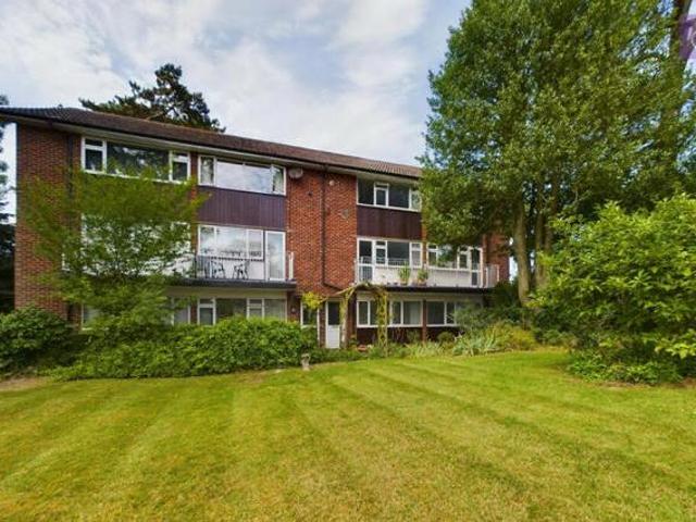 2 Bedroom Flat For Sale In Twyford