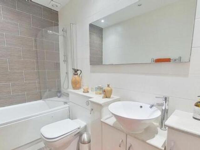 2 Bedroom Flat For Sale In Uphall