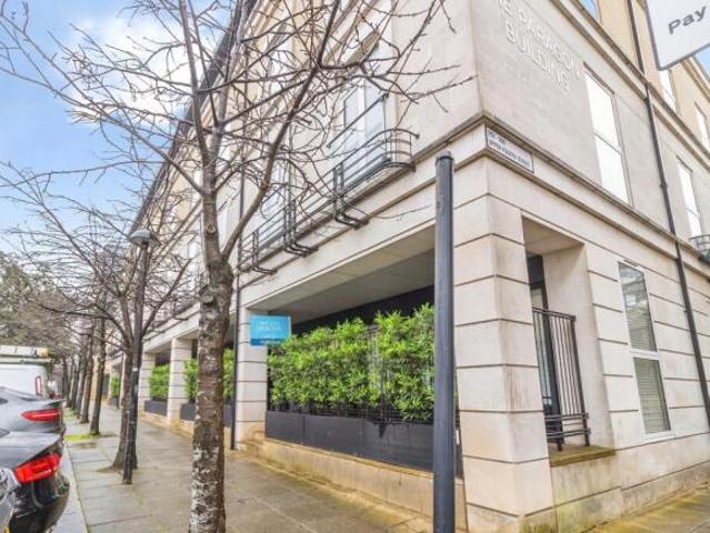 2 bedroom flat for sale in Upper Fourth Street, Milton Keynes, Buckinghamshire, MK9