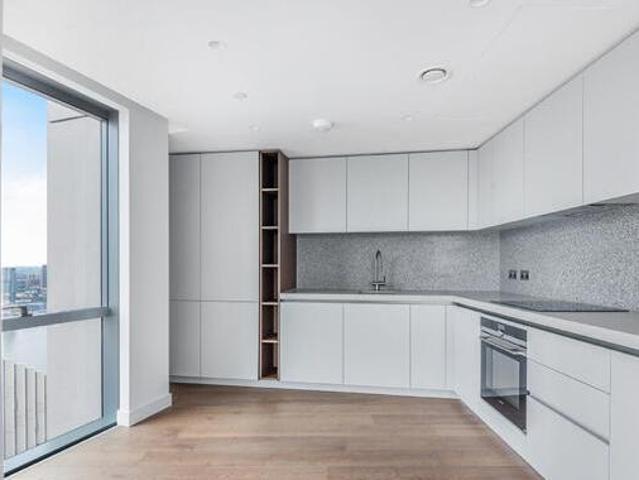 2 Bedroom Flat For Sale In Upper Riverside, Greenwich Peninsula