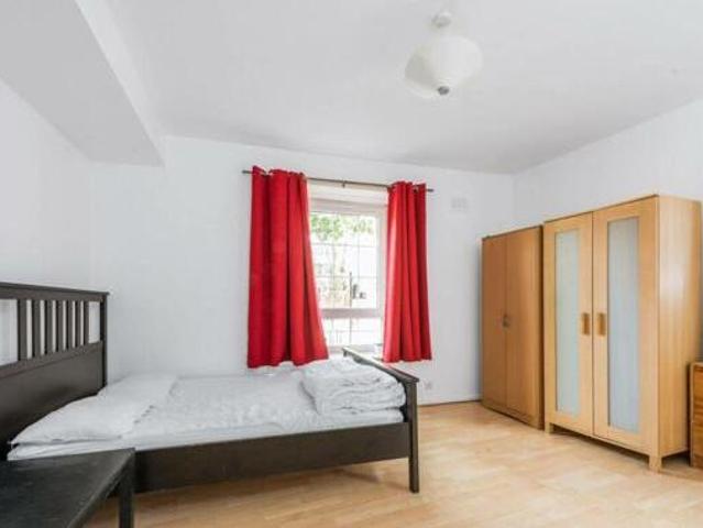 2 Bedroom Flat For Sale In Vauxhall, London
