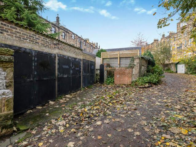 2 bedroom flat for sale in Victoria Crescent Road, Dowanhill, G12