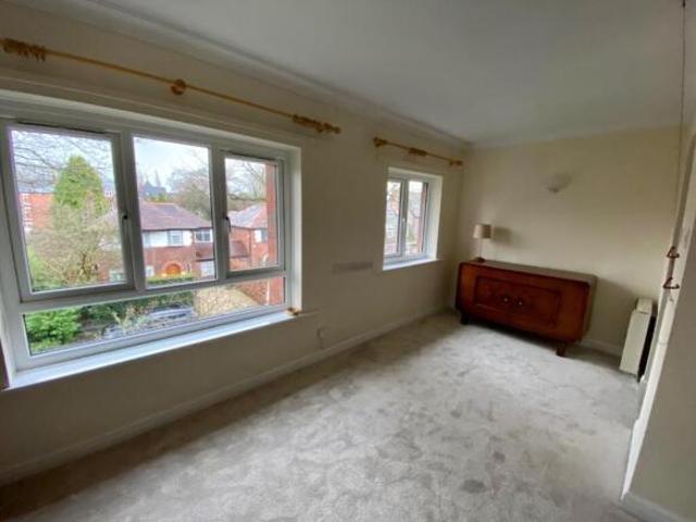 2 bedroom flat for sale in Victoria Grange, Didsbury, M20