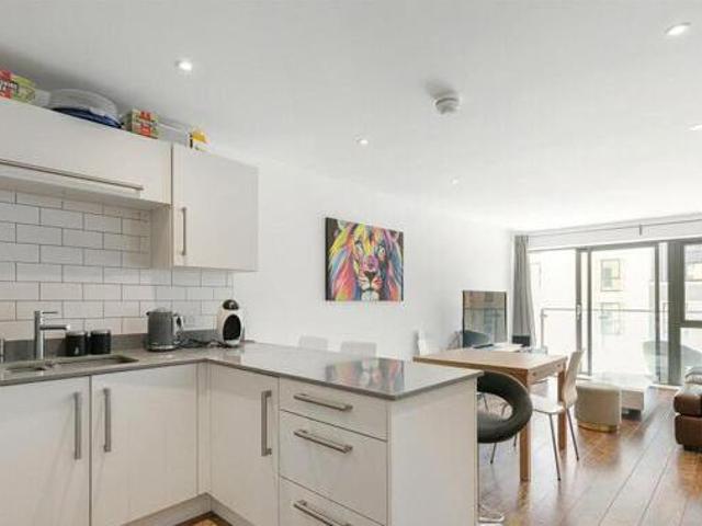 2 Bedroom Flat For Sale In Wandsworth