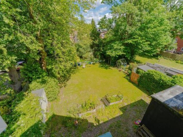2 bedroom flat for sale in Wake Green Road, Moseley And Kings Heath, Birmingham, B13