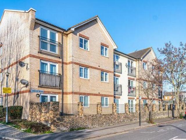 2 Bedroom Flat For Sale In Walthamstow, East London