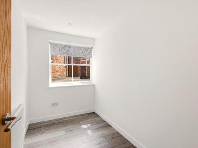 2 bedroom flat for sale in Warwick Place, Leamington Spa, CV32