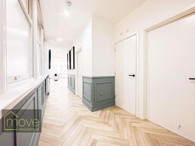 2 bedroom flat for sale in Water Street, Tower Building, L3
