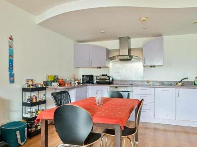 2 Bedroom Flat For Sale In Waterloo, London