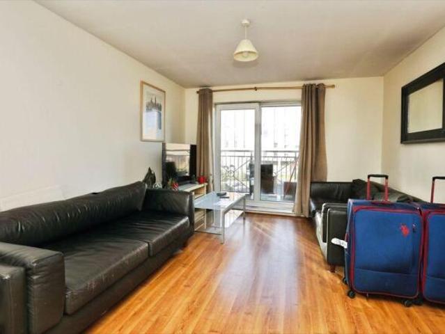 2 bedroom flat for sale in Waterloo Road, Liverpool, L3
