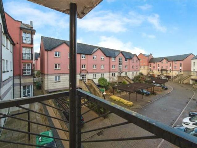 2 bedroom flat for sale in Waterside, Exeter, Devon, EX2
