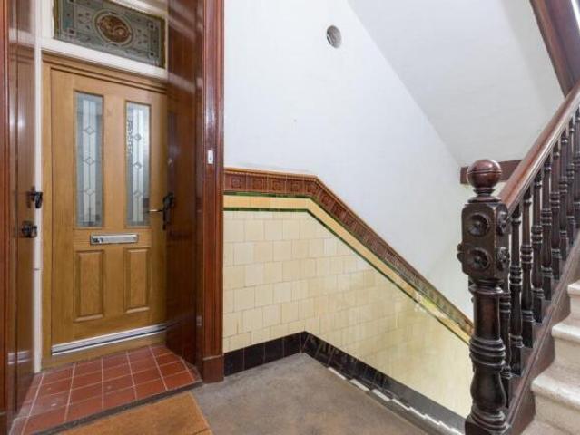 2 bedroom flat for sale in Waverley Street, Shawlands, G41