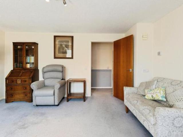 2 bedroom flat for sale in Welland Court, Welland Lodge Road, Cheltenham, Gloucestershire, GL52