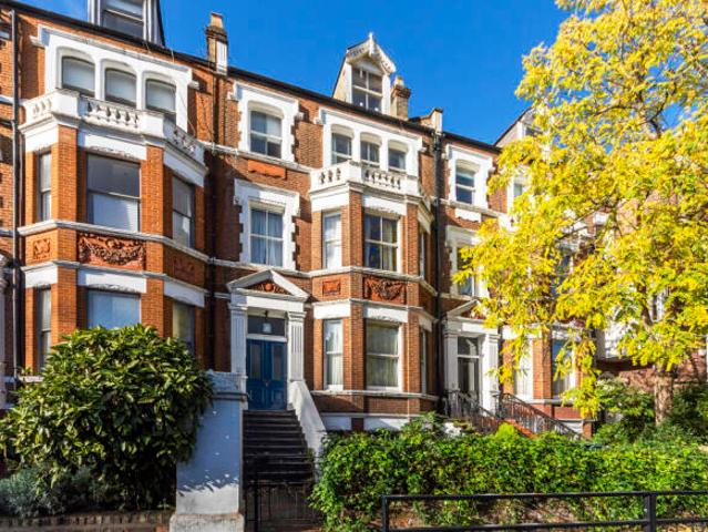 2 bedroom flat for sale in West End Lane, London, NW6