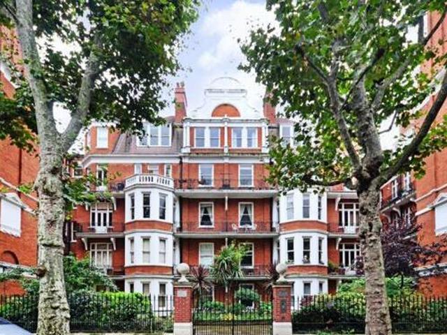 2 Bedroom Flat For Sale In West Kensington, London
