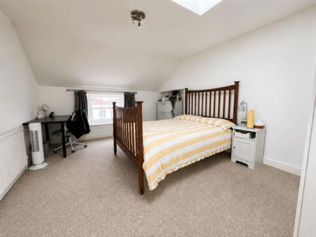 2 bedroom flat for sale in West Park, Clifton, BS8
