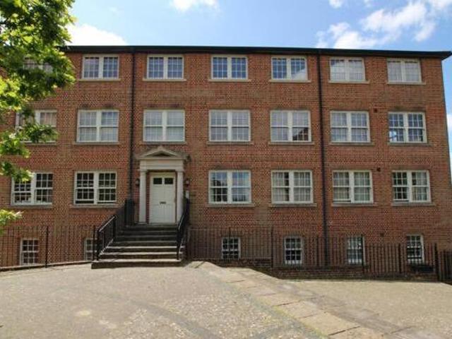 2 Bedroom Flat For Sale In Westbury