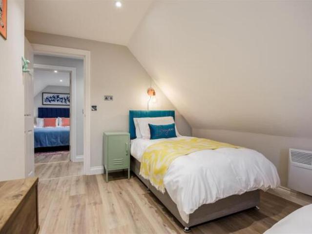 2 bedroom flat for sale in Westby Road, Bournemouth, BH5