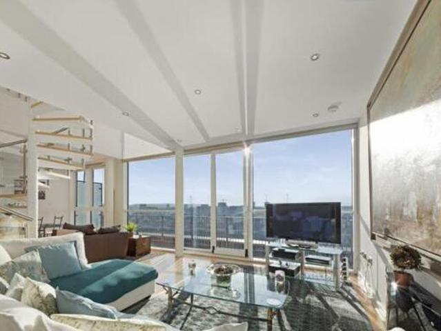 2 Bedroom Flat For Sale In Western Gateway, London