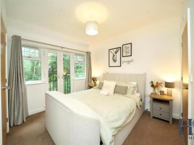 2 bedroom flat for sale in Westley Close, The Links, B28